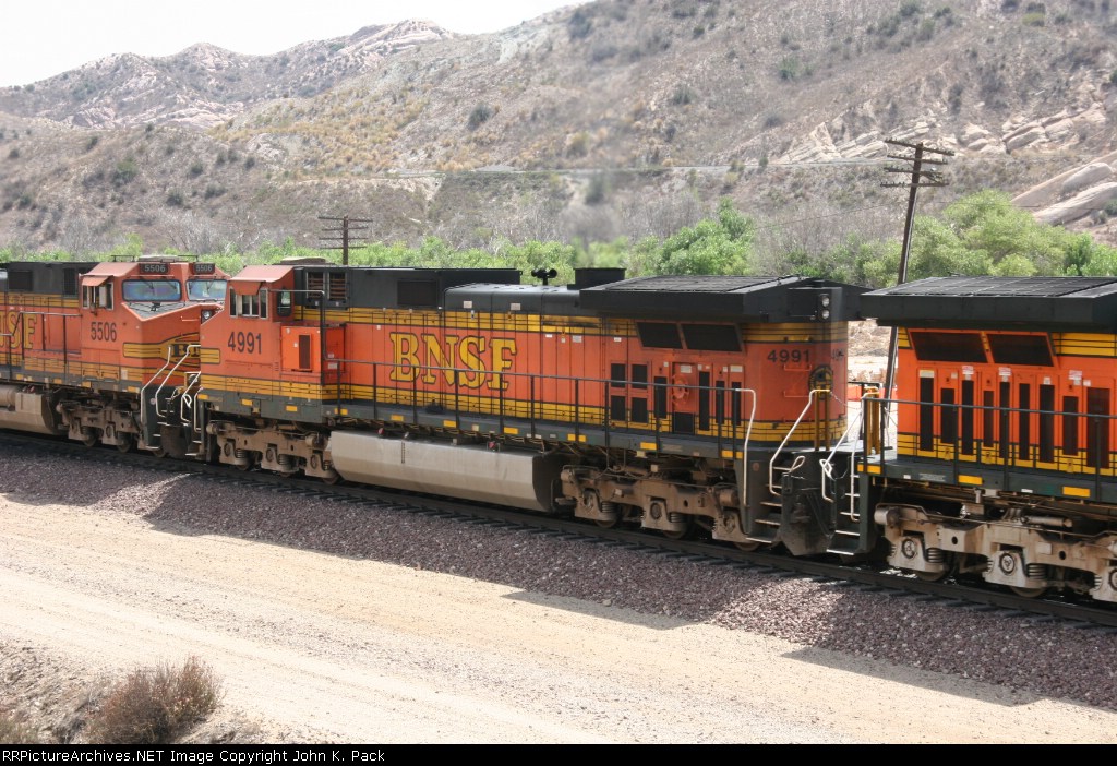 BNSF 4991